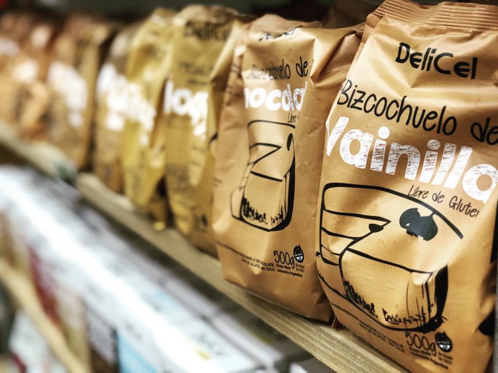 Campos Verdes - PREMEZCLA BIZCOCHUELO CHOCOLATE 500G - DELICEL